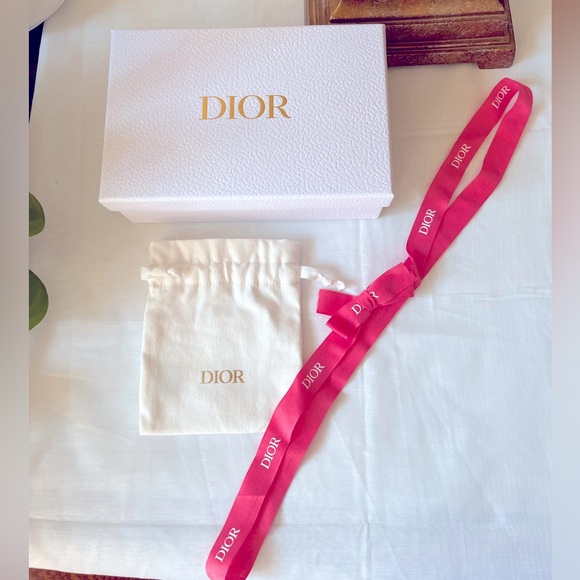 Dior | Accents | Dior Gift Box Wrapping | Poshmark